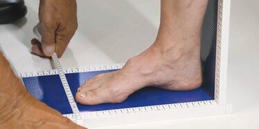 How to Use JOBST Compression Garments | JOBST UK